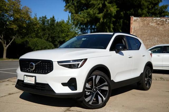 2025 Volvo XC40 Reliability, Consumer Ratings & Pricing