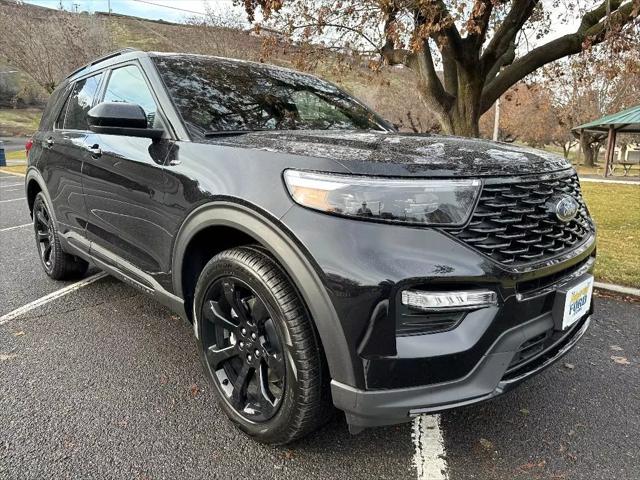 Used 2023 Ford Explorer Utility 4D ST Line 4WD Ratings, Values, Reviews ...