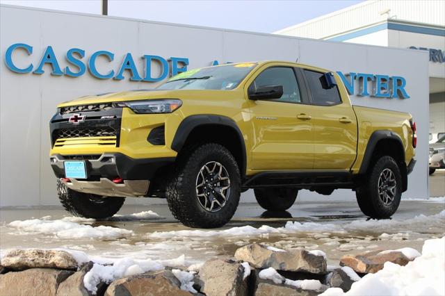 Used 2023 Chevrolet Silverado 1500 Crew Cab LT Trail Boss 4WD Ratings ...