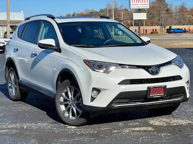 Used 2017 Toyota RAV4 Utility 4D LE 2WD I4 Ratings, Values, Reviews ...